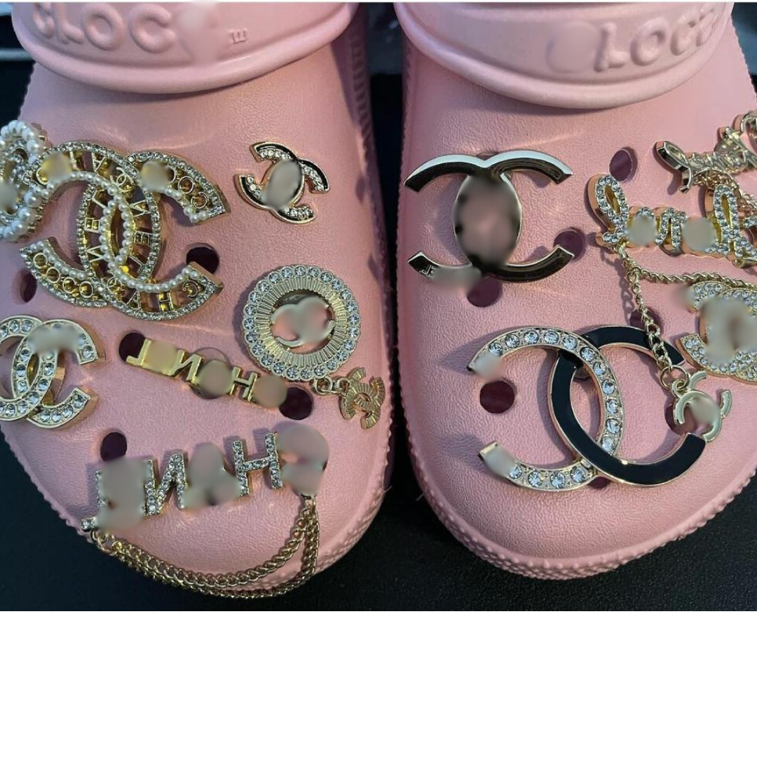 Crocs – Royalty Hair Extensions